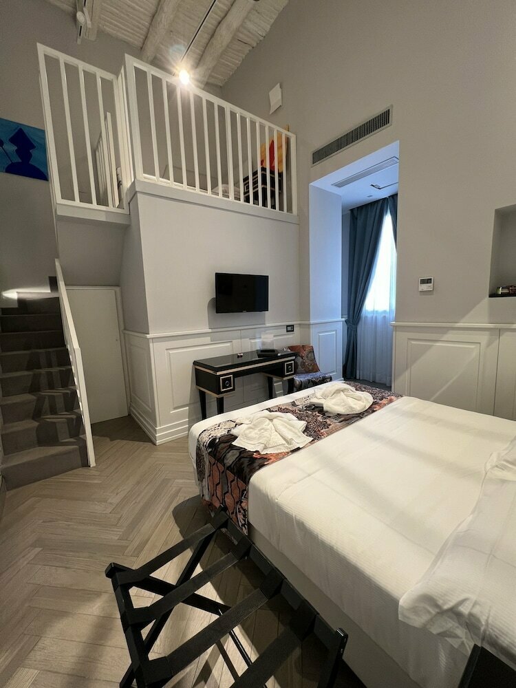 Otel Relais Piazza Vittoria, Napoli, foto