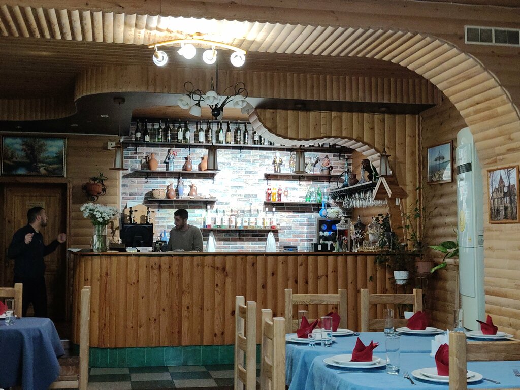 Kafe Staryj Dvorik, Vladivostok, foto