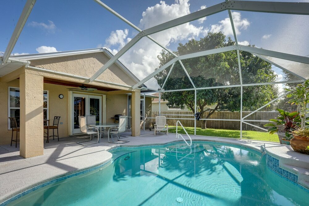 Otel Family-friendly Florida Vacation Home w Pool!, Port Saint Lucie, foto