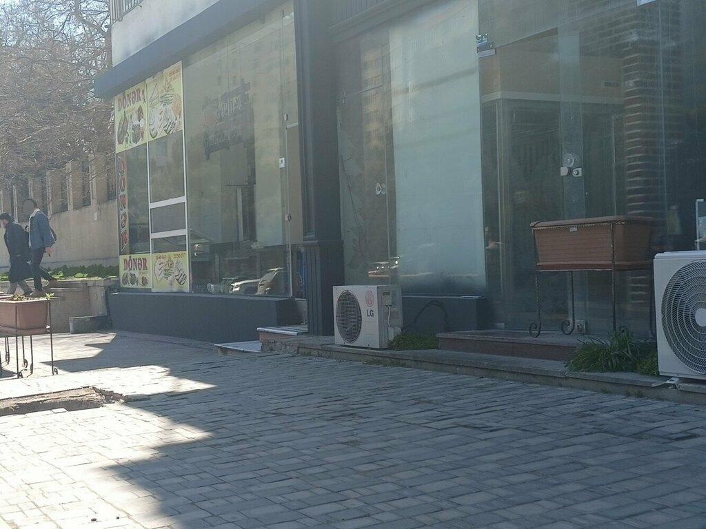 Fast food Dönər Tantumi, Bakü, foto