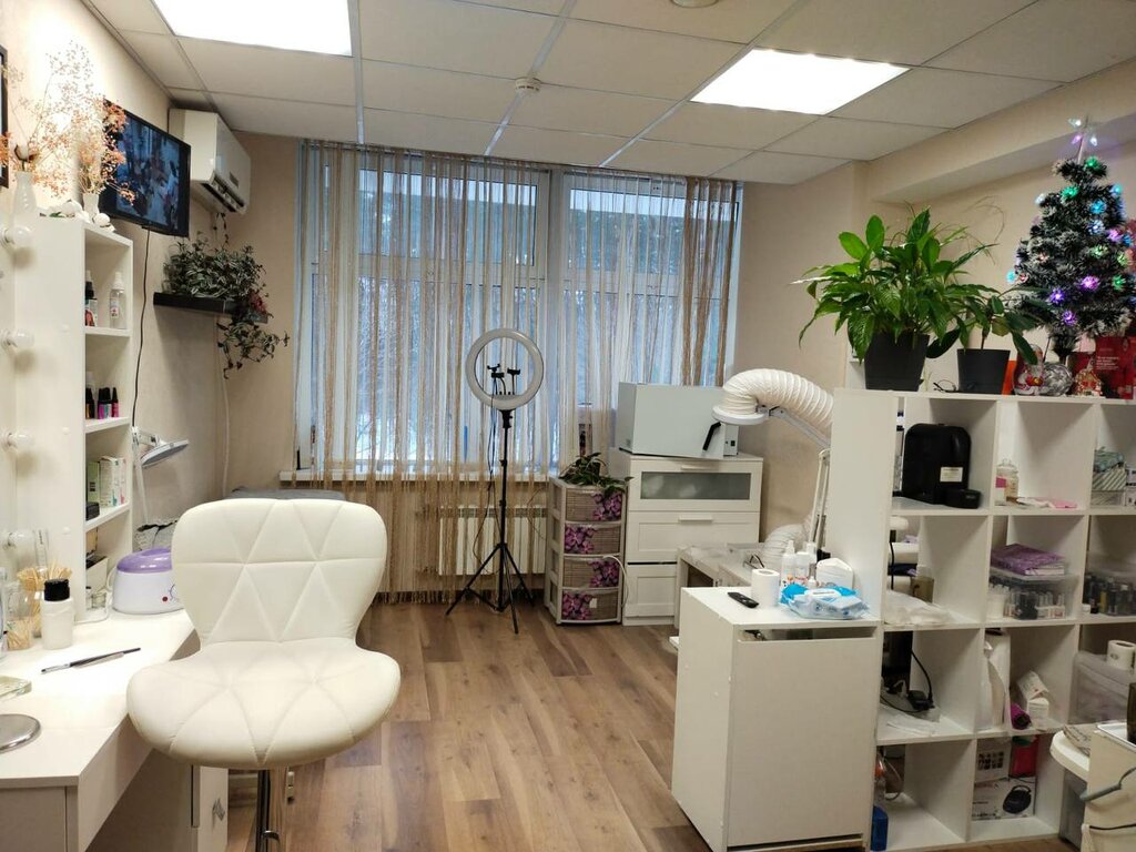 Kaş ve kirpik salonu Ira Utkina, Vidnoye, foto