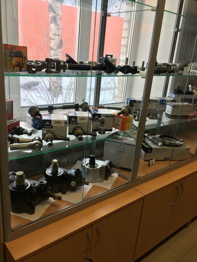 Otomobil yedek parçaları Гранада, Arhangelsk, foto