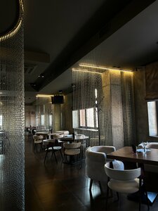 Nekrasov (ulitsa Petra Nekrasova No:2), restoran  Omsk'tan