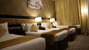 Mukhtara international hotel (Abu Bakr Al Siddiq Road No:DMAC7118, Bada'ah), otel  Medine'den