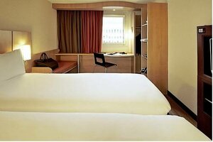 Ibis Besancon Marchaux (Bourgogne-Franche-Comté, Doubs, Arrondissement de Besançon, Marchaux), otel