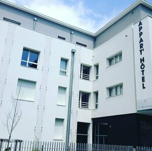 Tempologis Le Saint Germain Grenoble (Rue Germain No:8, Grenoble), otel  Grenoble'den