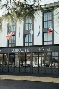 Amirauté (Pays de la Loire, Loire-Atlantique, Arrondissement de Saint-Nazaire, La Baule-Escoublac, Avenue des Ondines), otel  La Baule'den