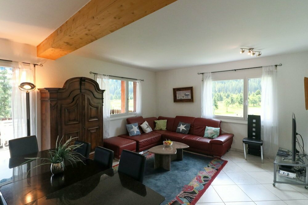 Otel Apartments Schmid, Davos, foto