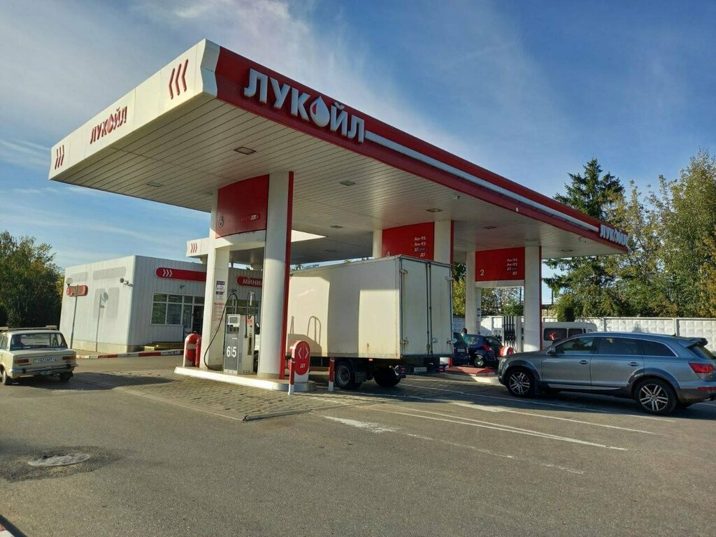 Benzin istasyonu Лукойл, Grodno, foto