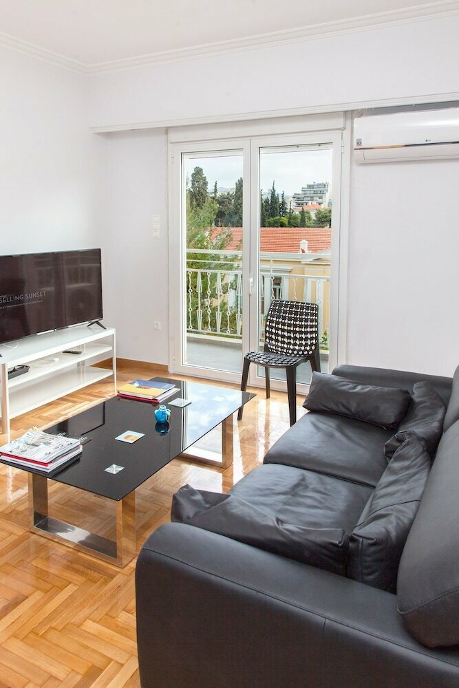 Otel Apartment with Lovely View At Kolonaki, Atina, foto