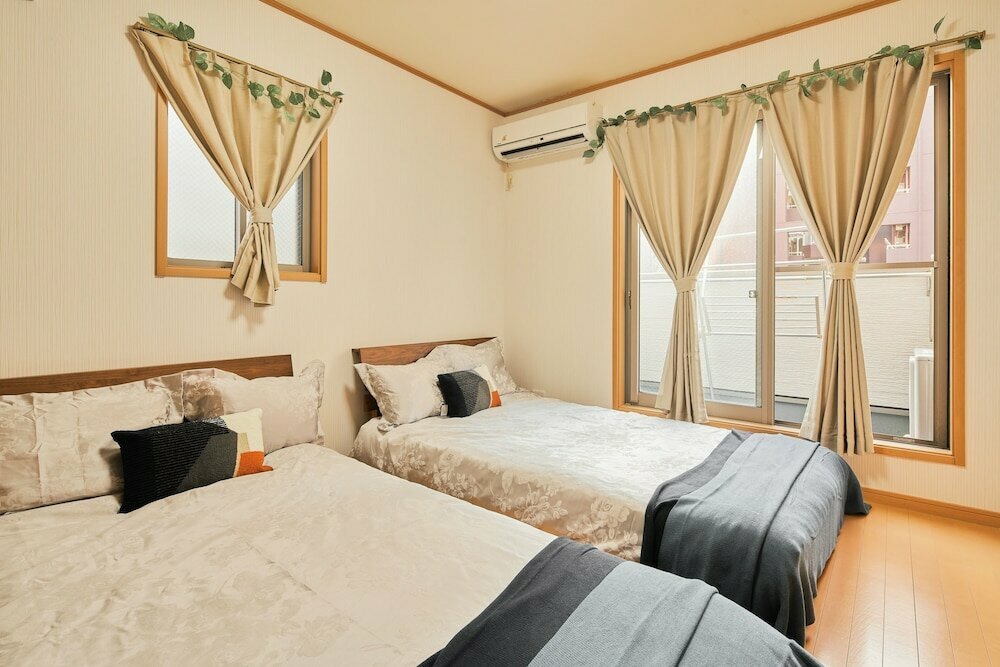 Otel Sakuragawa mituura no yado, Osaka, foto