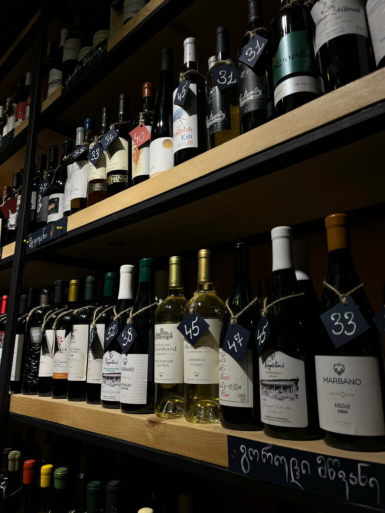 Alkollü içecekler Yovino, Kabuletti, foto