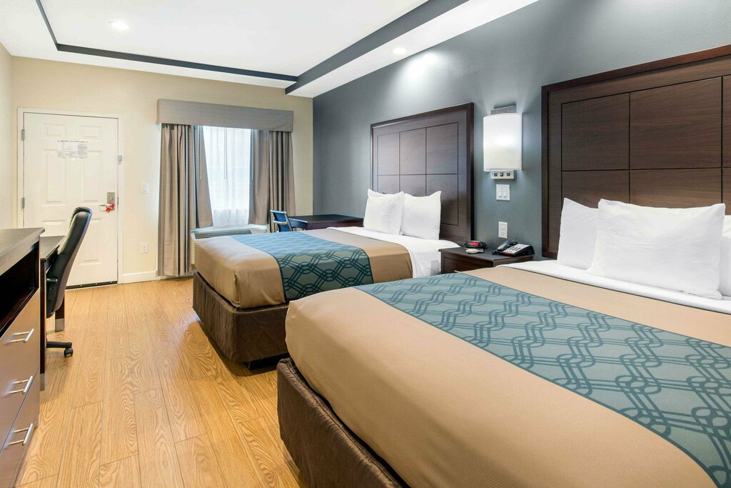 Otel Econo Lodge Inn & Suites Houston Willowbrook, Texas, foto