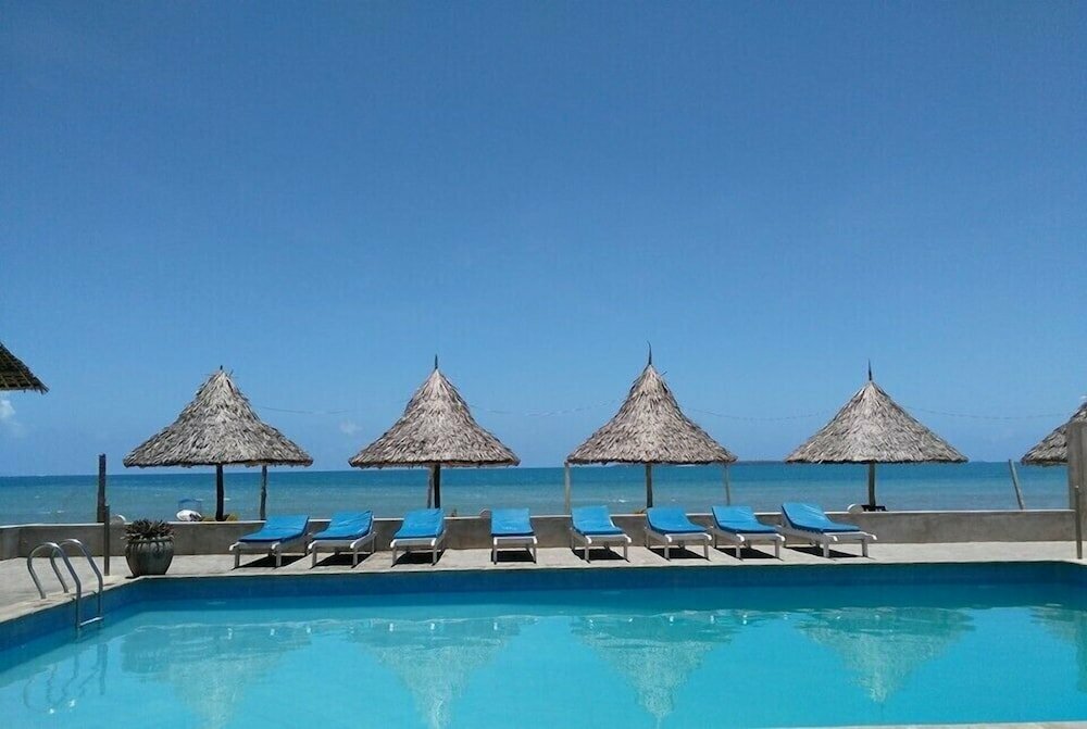 Otel Serene Beach Resort, Darüsselam, foto