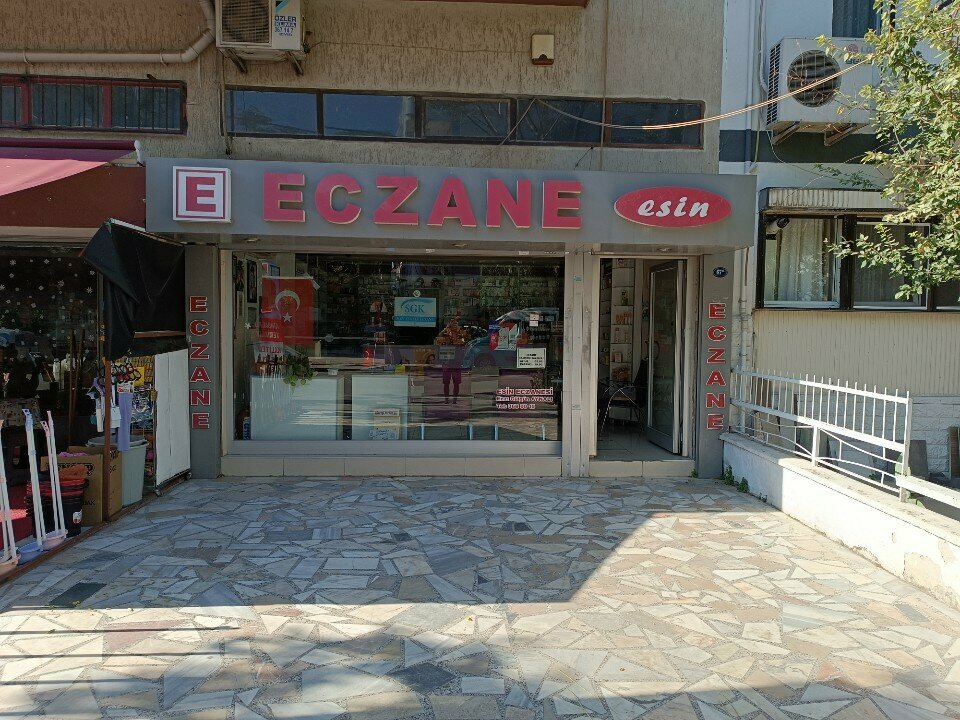 Eczaneler Esin Eczanesi, İzmir, foto