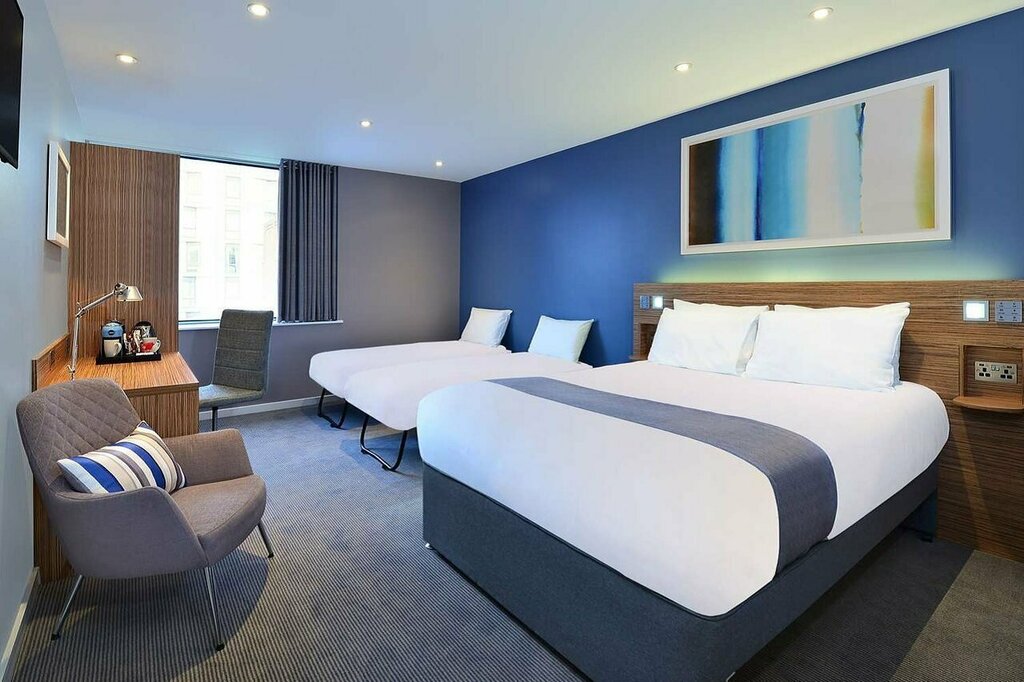 Otel Travelodge Gatwick Airport Central, İngiltere, foto