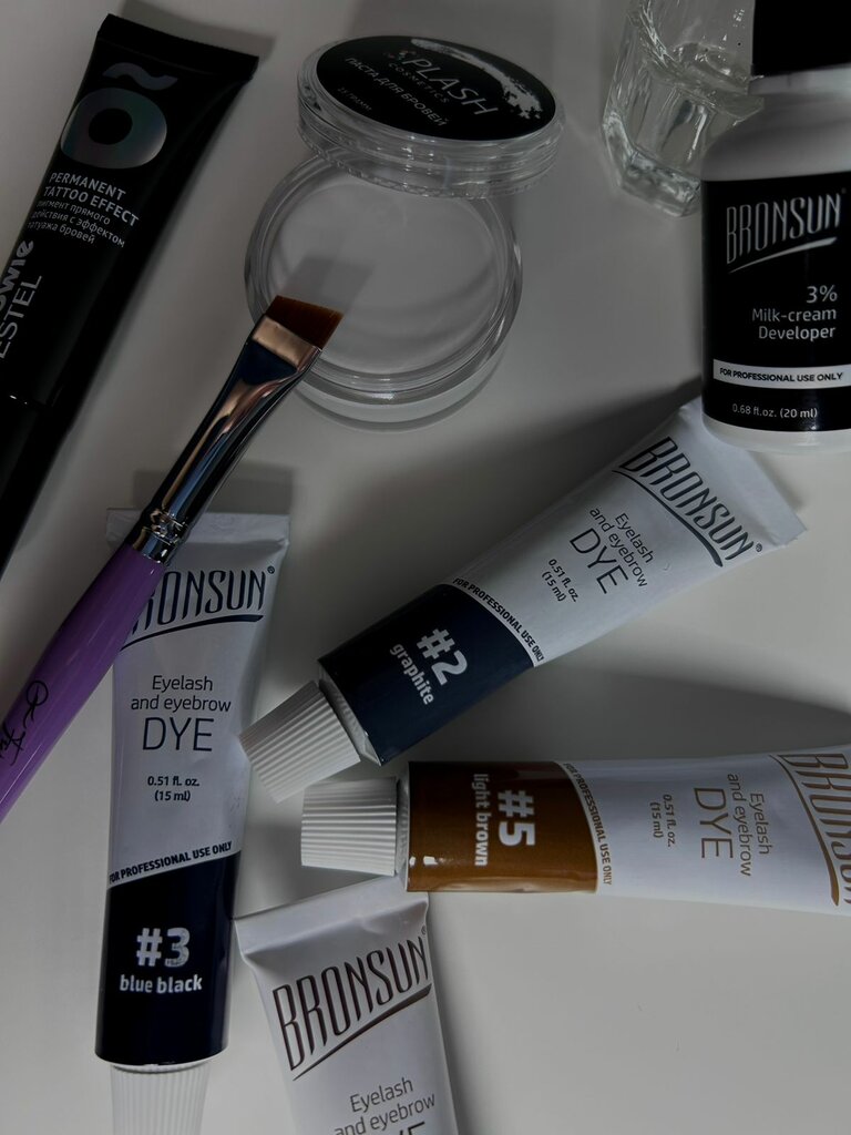 Kaş ve kirpik salonu Brows&Pleasure, Saint‑Petersburg, foto