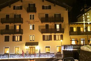 Centrale (Via Mario Puchoz No:7, Rapallo), otel  Aosta Vadisi'nden