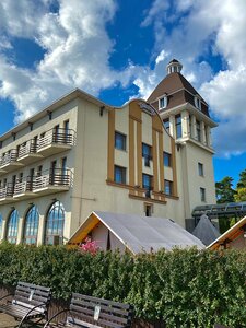 Terijoki Club (Gavannaya ulitsa No:1), otel  Zelenogorsk'tan
