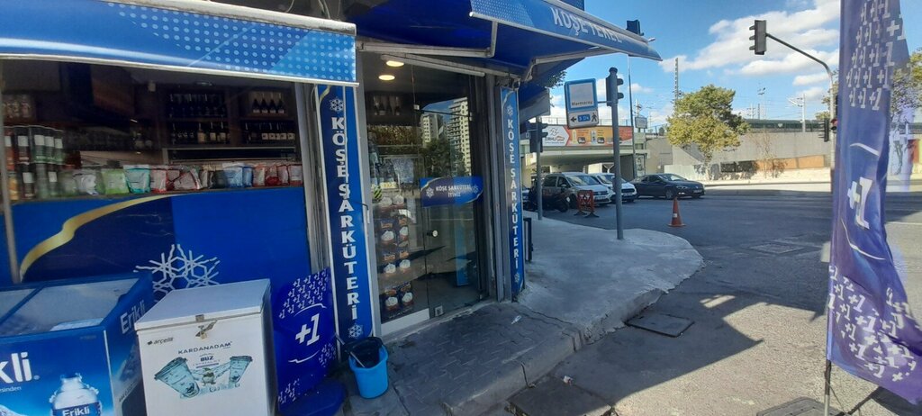 Market Köşe Şarküteri, İstanbul, foto