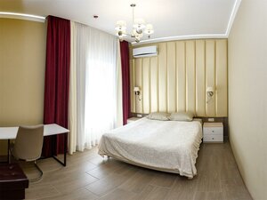 Vernissage (Suvorova Street No:9Б, Yoshkar-Ola), otel  Yoshkar‑Ola'dan