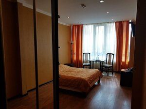 Noy (ulitsa 22 Dekabrya No:90А, Omsk), otel  Omsk'tan