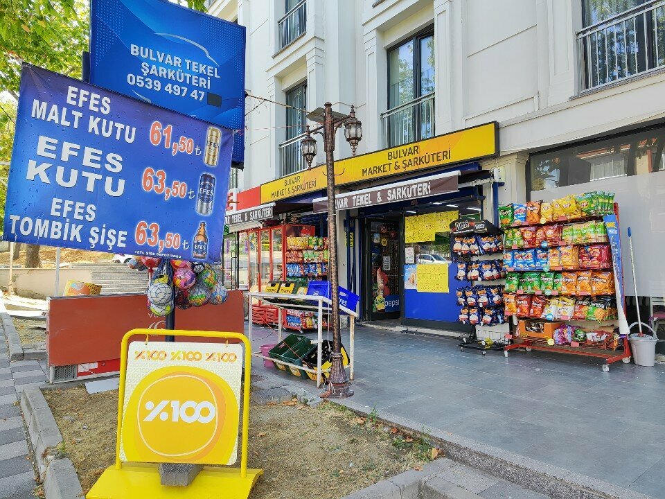 Bira dükkanı Bulvar Tekel, İstanbul, foto