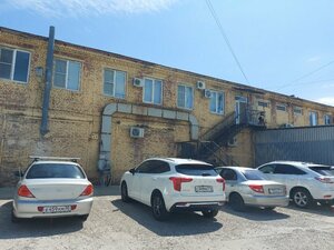 Поплавок на Ахтубе (Admiralteyskaya Street No:53М), otel  Astrahan'dan