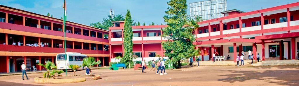 Restoran L'Ardoise Primary School, Abican, foto