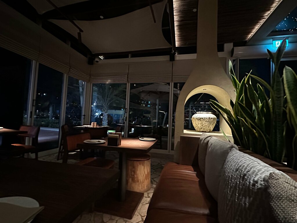 Kafe R&b Grillhouse, Abu Dabi, foto
