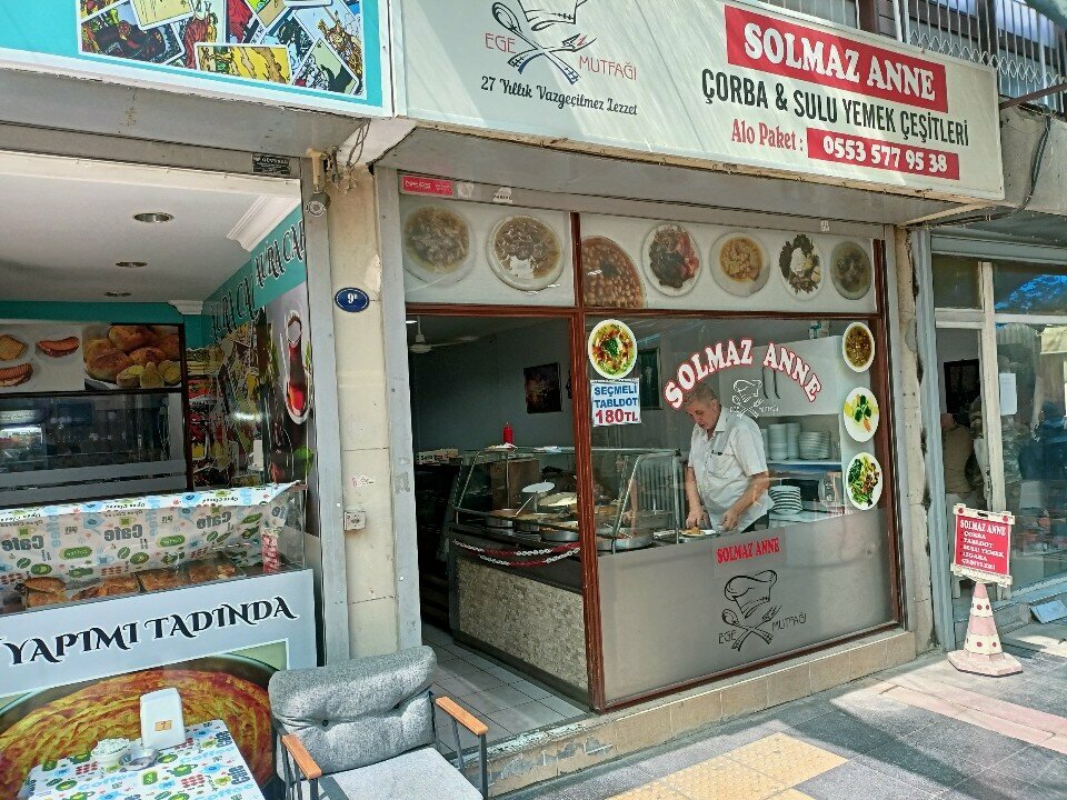 Restoran Solmaz Anne Ege Mutfağı, İzmir, foto