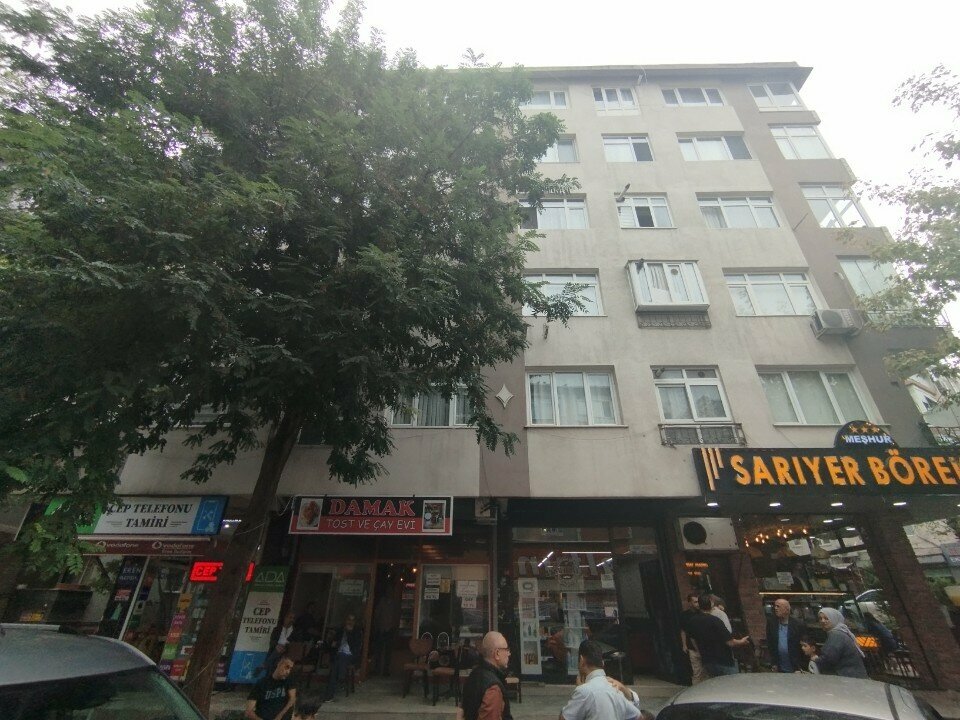 Cep telefonu ve aksesuarları satış mağazaları Eren İletişim, İstanbul, foto