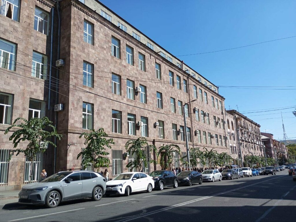Üniversiteler Brusov State University, Erivan, foto