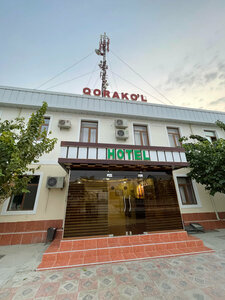 Qorakol (Fayzobod ko'chasi No:45), otel