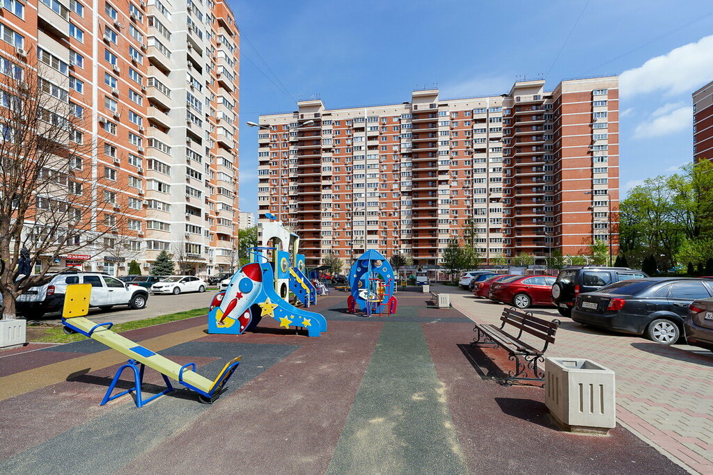 Kısa süreli konaklama Шикарные апартаменты у парка Галицкого 5, Krasnodar, foto