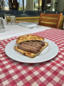 Değirmentepe Kebap (Ankara, Söğütözü Cad., 17A), kafe  Ankara'dan