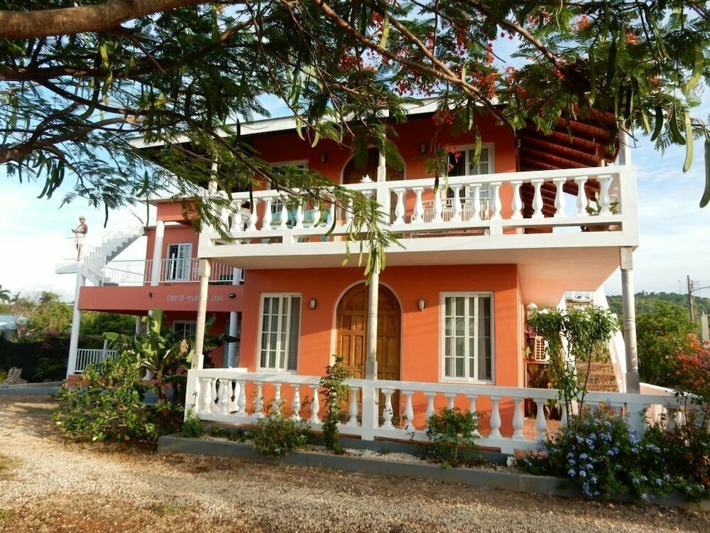 Otel Coral Turtle, Trelawny, foto