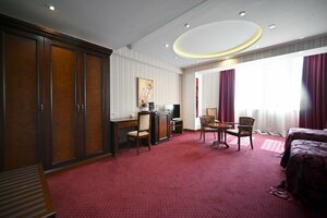 Grace Forum (Paronyan Street No:19/3, Yerevan), otel  Erivan'dan