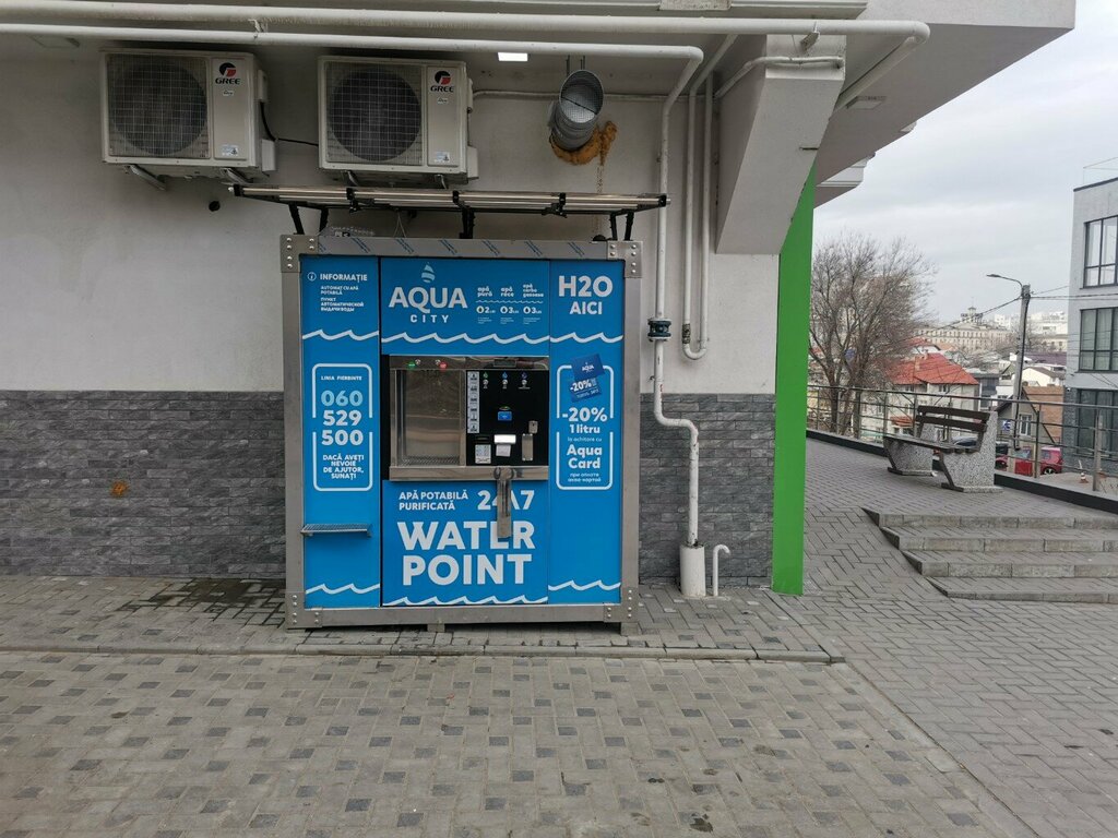 Su satışı Aqua City, Kişinev, foto