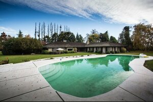 Comalle Party Hotel (Región del Maule, Provincia de Curicó, Teno, Teno), otel