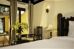 Emeralda Resort Tam Coc ( Van Lam Village, Nam Hoa Lu Ward, Ninh Binh Province), otel