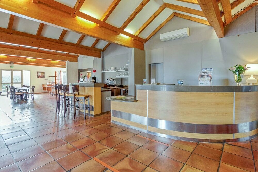Otel Brit Hotel Castres, Castres, foto