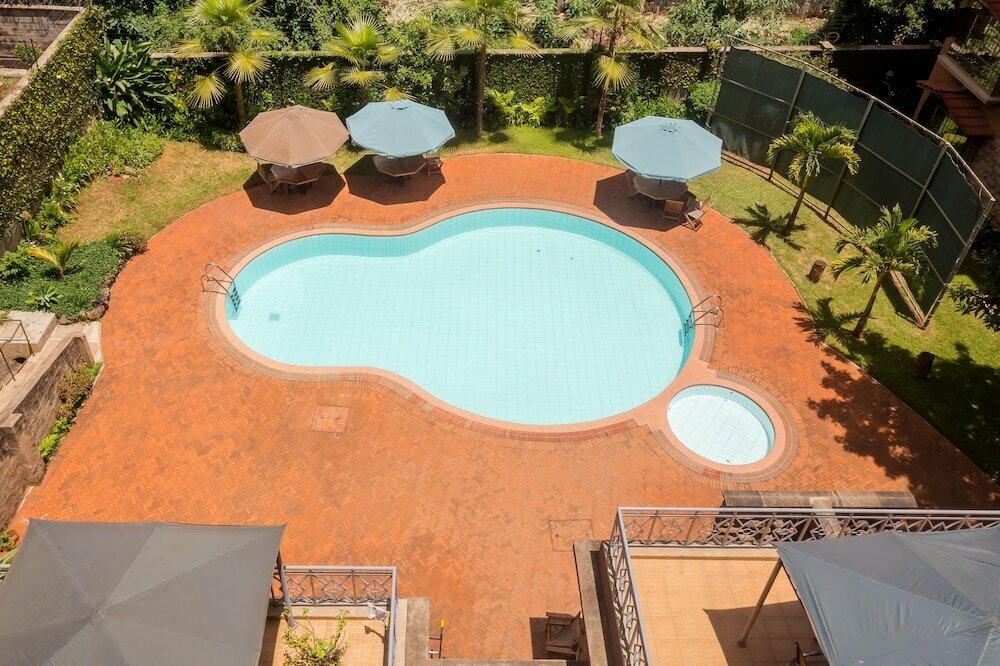 Otel The Pine Lush, Nairobi, foto