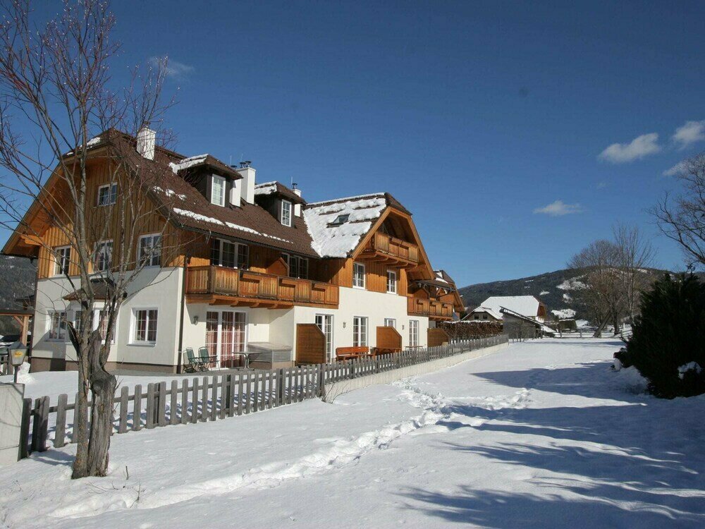 Otel Vogue Apartment in Sankt Margarethen im Lungau near Ski Lift, Dünya, foto