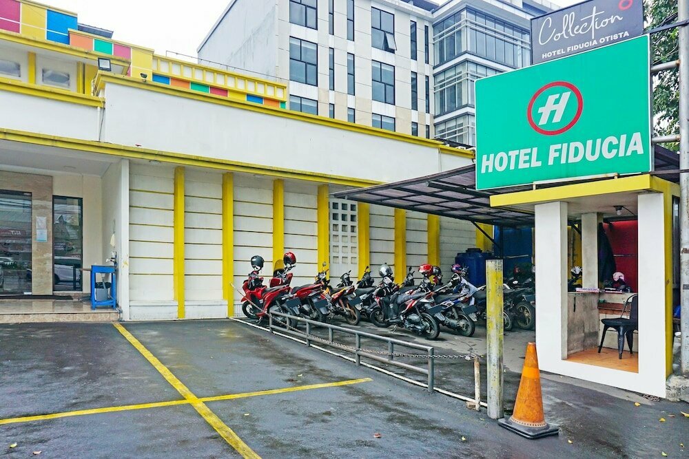 Otel Super Oyo Collection O 91409 Hotel Fiducia Otista 153 - 157, Cakarta, foto