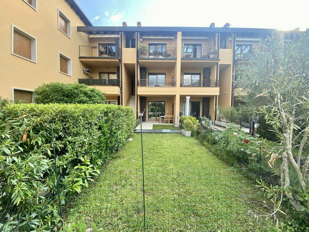 Kısa süreli konaklama Inviting Apartment in Giarole With Garden, Dünya, foto