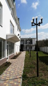 A-Zone (Центральная улица No:76, село Новоотрадное), otel  Kırım Cumhuriyeti'nden