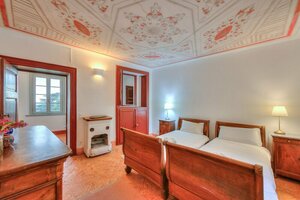 Casa Mirica Arte (Ticino, Mendrisio, Piazzetta Guglielmo Tell), otel  Ticino'dan