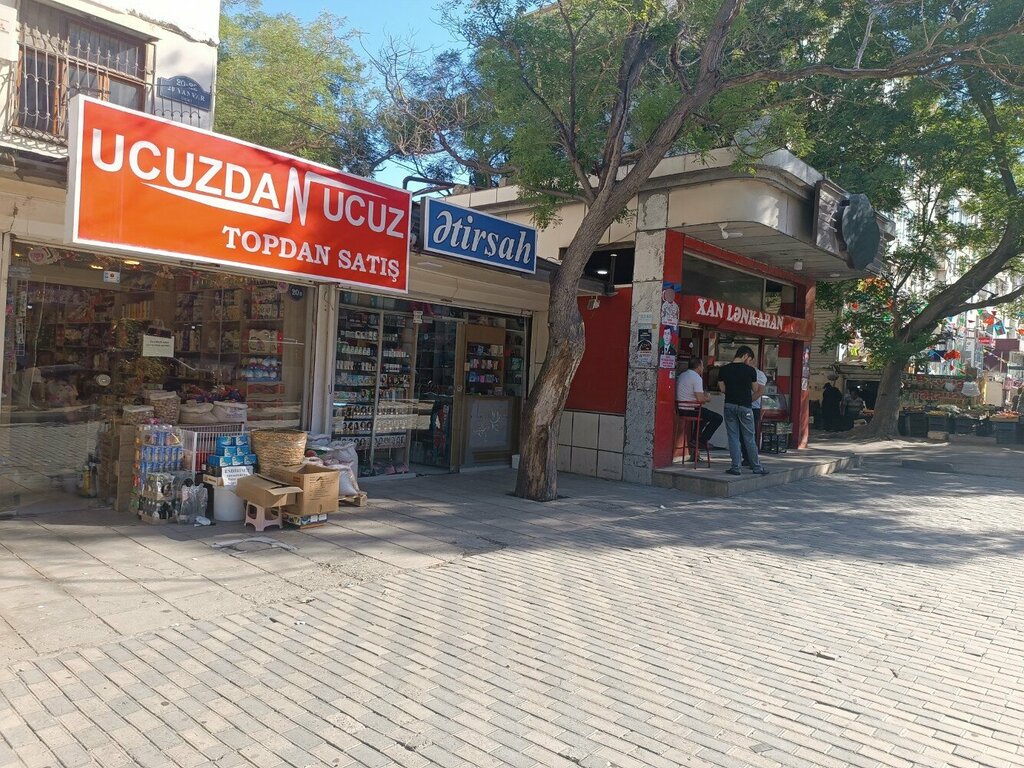 Market Ucuzdan Ucuz, Bakü, foto