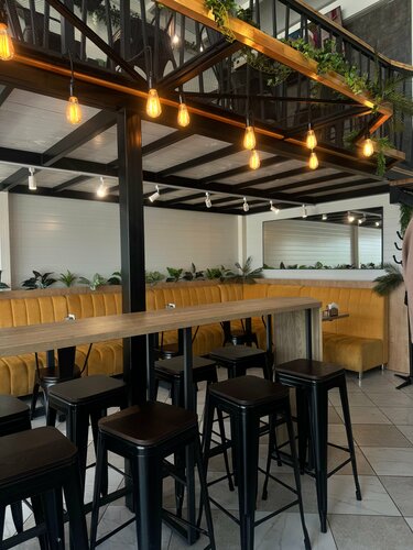 Cafe Veranda, Karasuk, foto